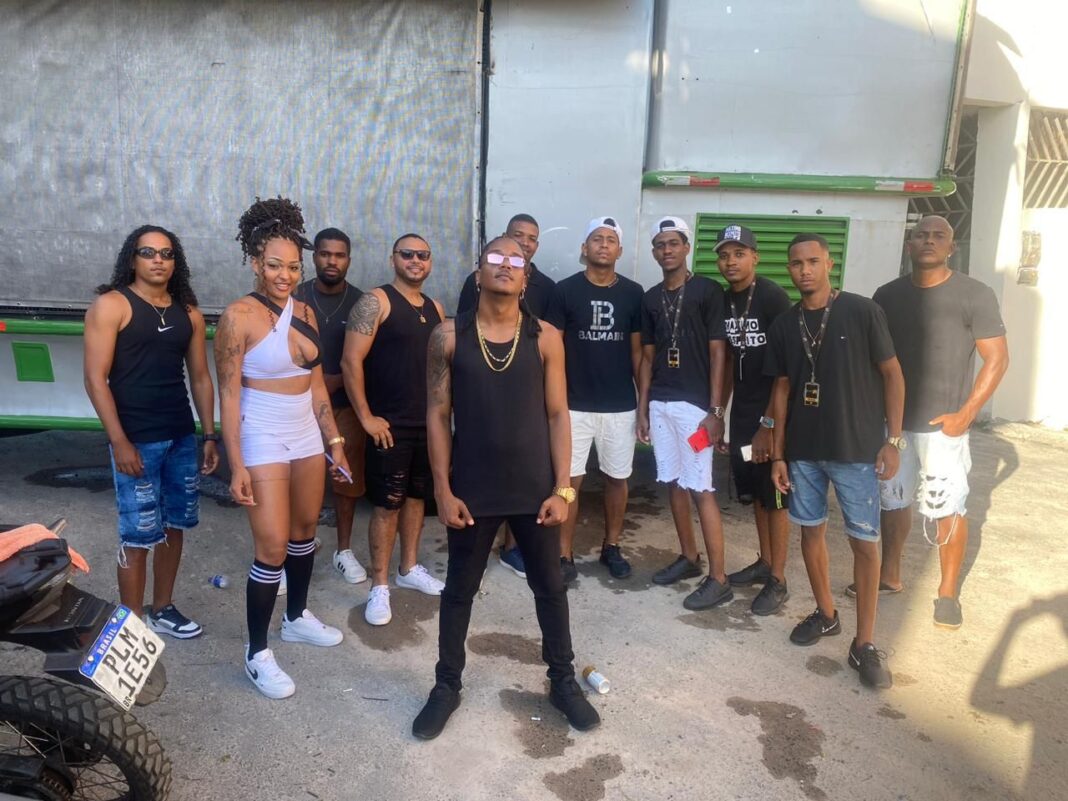 Banda Beat XXI lança EP com músicas inéditas para o verão